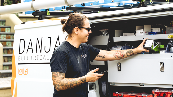 Social Media Ideas for Electricians | Tradify™